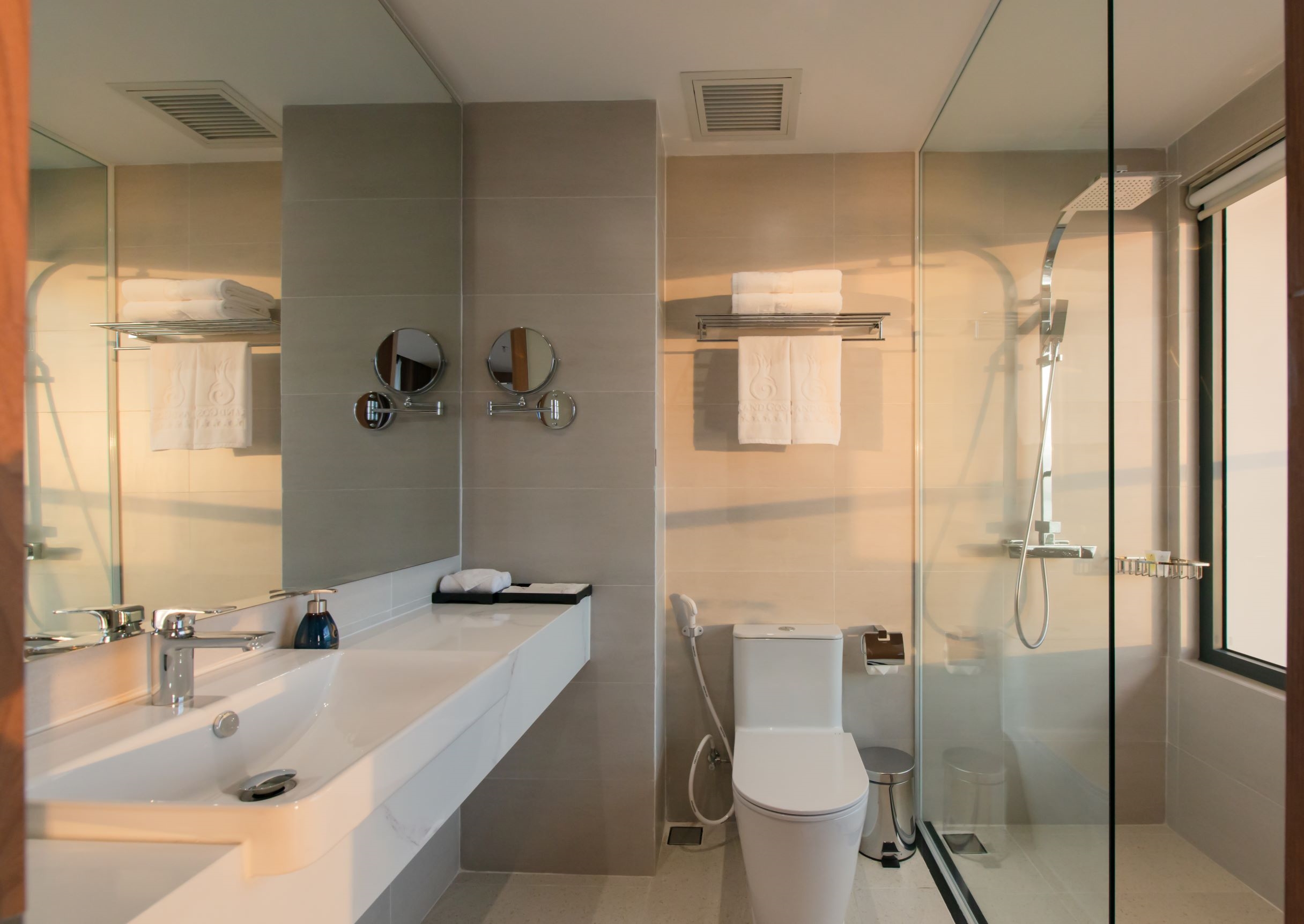 Home page - Grand Gosia Hotel